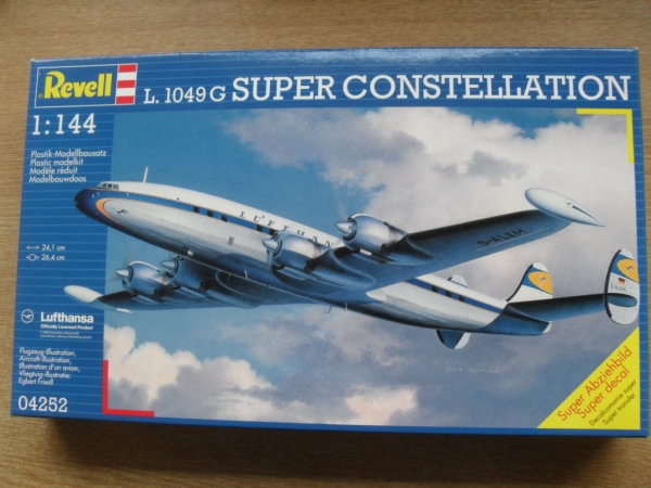 REVELL Models | REVELL 04252 L.1049G SUPER CONSTELLATION LUFTHANSA