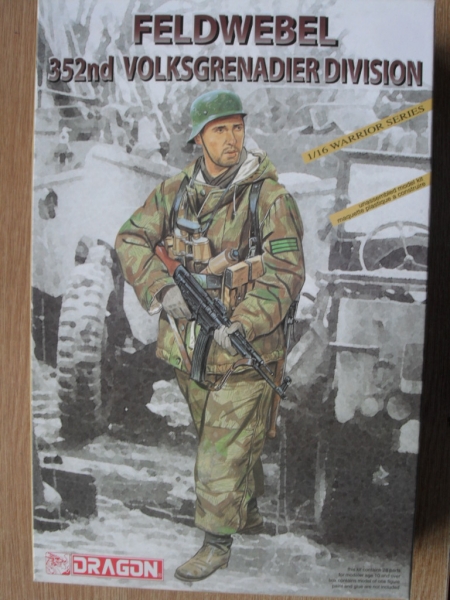 DRAGON 1/16 1629 FELDWEBEL 352nd VOLKSGRENADIER DIVISION Military Model Kit