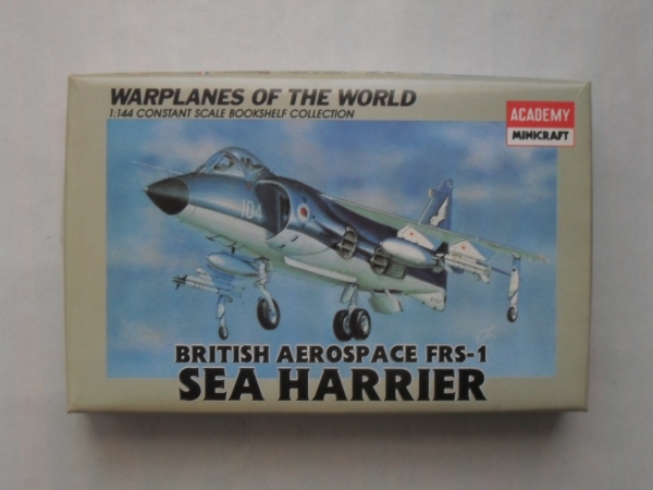 ACADEMY 1/144 4425 FRS-1 SEA HARRIER Model Kit