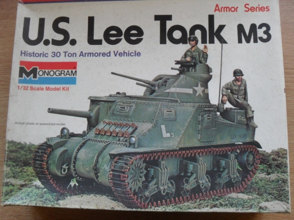 MONOGRAM 1/32 7536 LEE TANK Military Model Kit