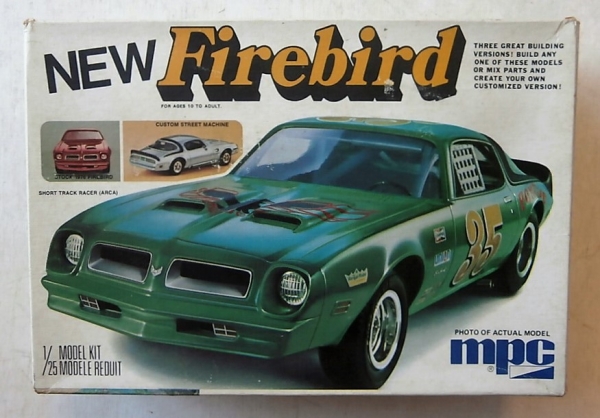 MPC 1/25 7615 1976 FIREBIRD Model Kit