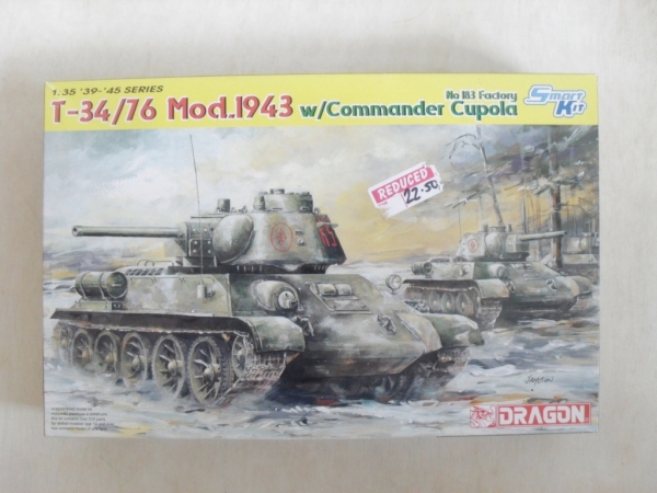 DRAGON 1/35 6564 T-34/76 Mod.1943 w/COMMANDER CUPOLA Military Model Kit