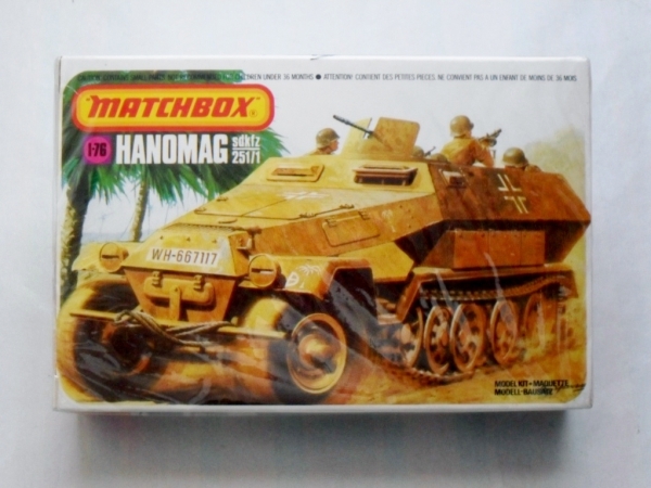 MATCHBOX 1/76 PK-83 Sd.Kfz 251/1 HANOMAG Military Model Kit
