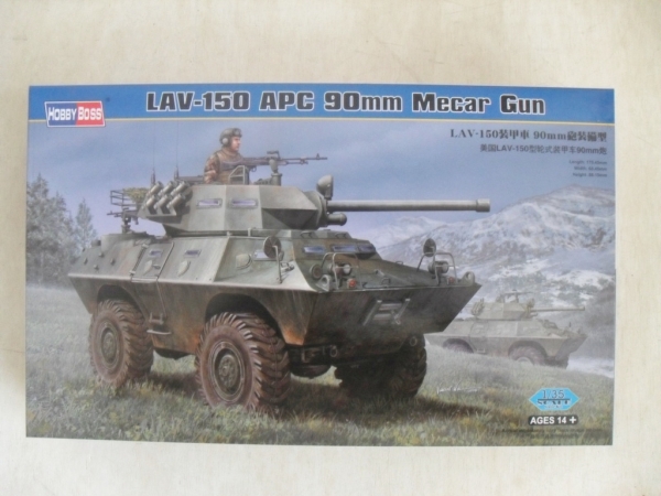 HOBBYBOSS 1/35 82421 LAV-150 APC 90mm MECAR GUN Military Model Kit