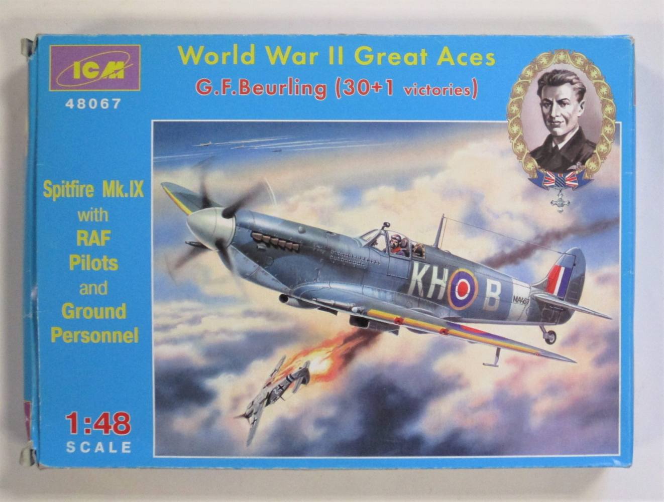 48067 SPITFIRE MK.IX WITH PILOTS AND GROUND PERSONNEL G.F.BEURLING ...