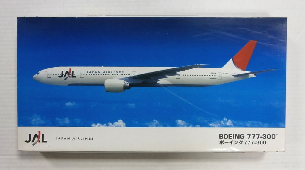 Hasegawa 10711 Boeing 777-300 Jal Model Aircraft Kit