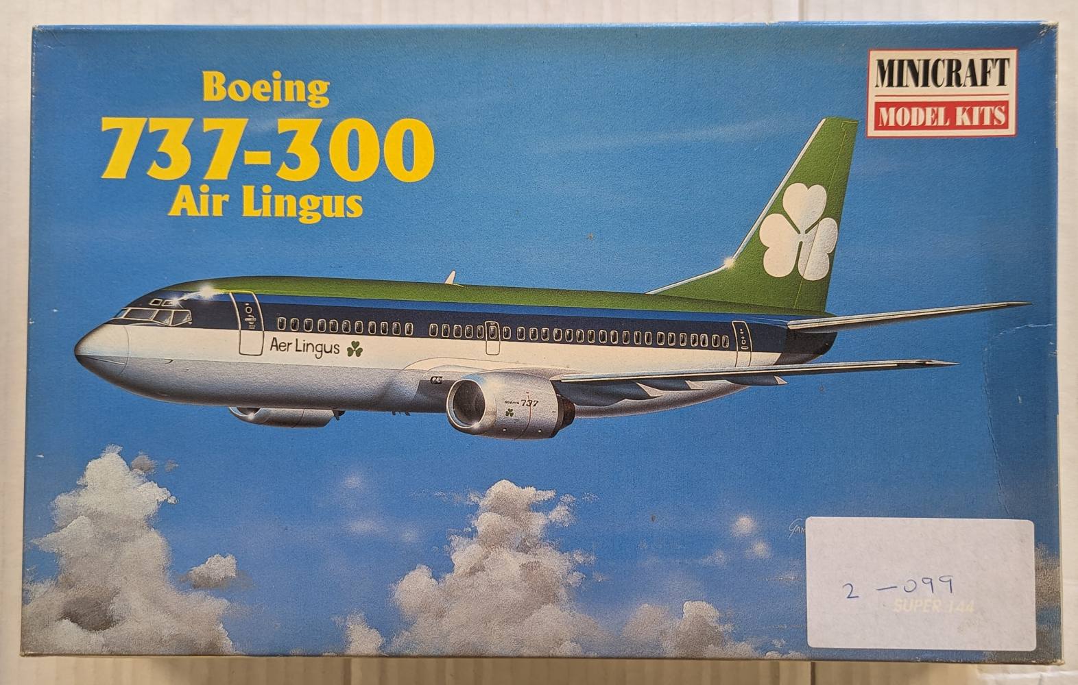 MINICRAFT 1/144 14462 BOEING 737-300 AER LINGUS Model Kit
