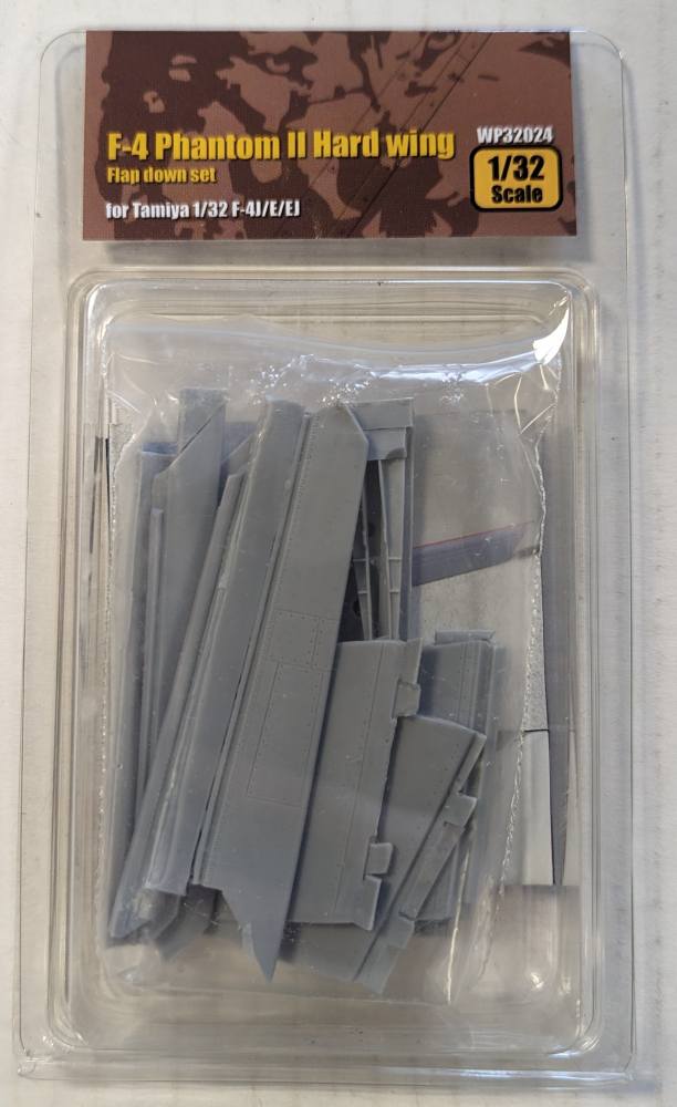 32024 F-4 PHANTOM II HARD WING FLAP DOWN SET