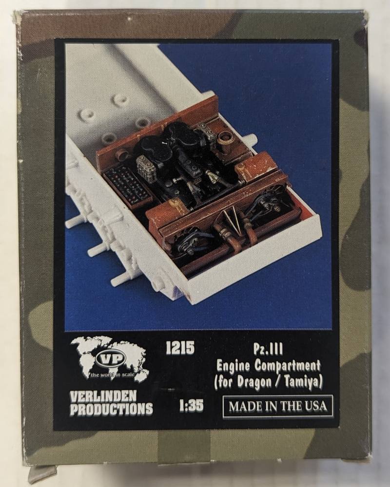 1215 PZ.III ENGINE COMPARTMENT