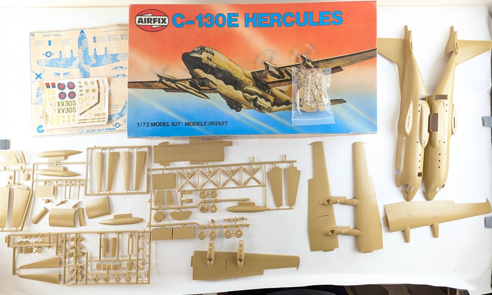AIRFIX 09001 HERCULES (DAMAGED DECALS)