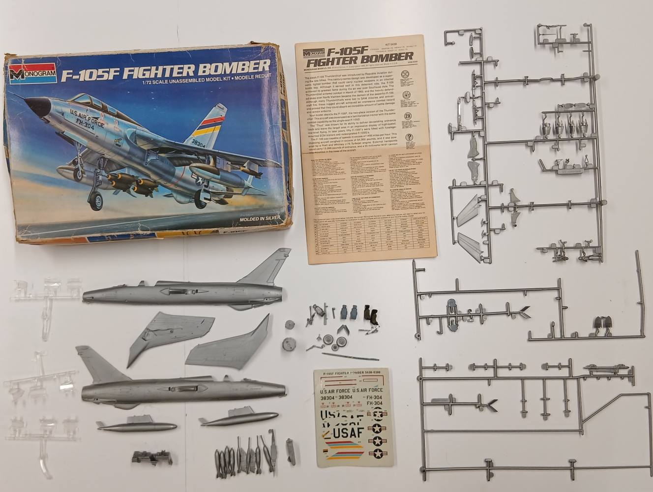 MONOGRAM 5438 F-105F FIGHTER BOMBER (STARTED)