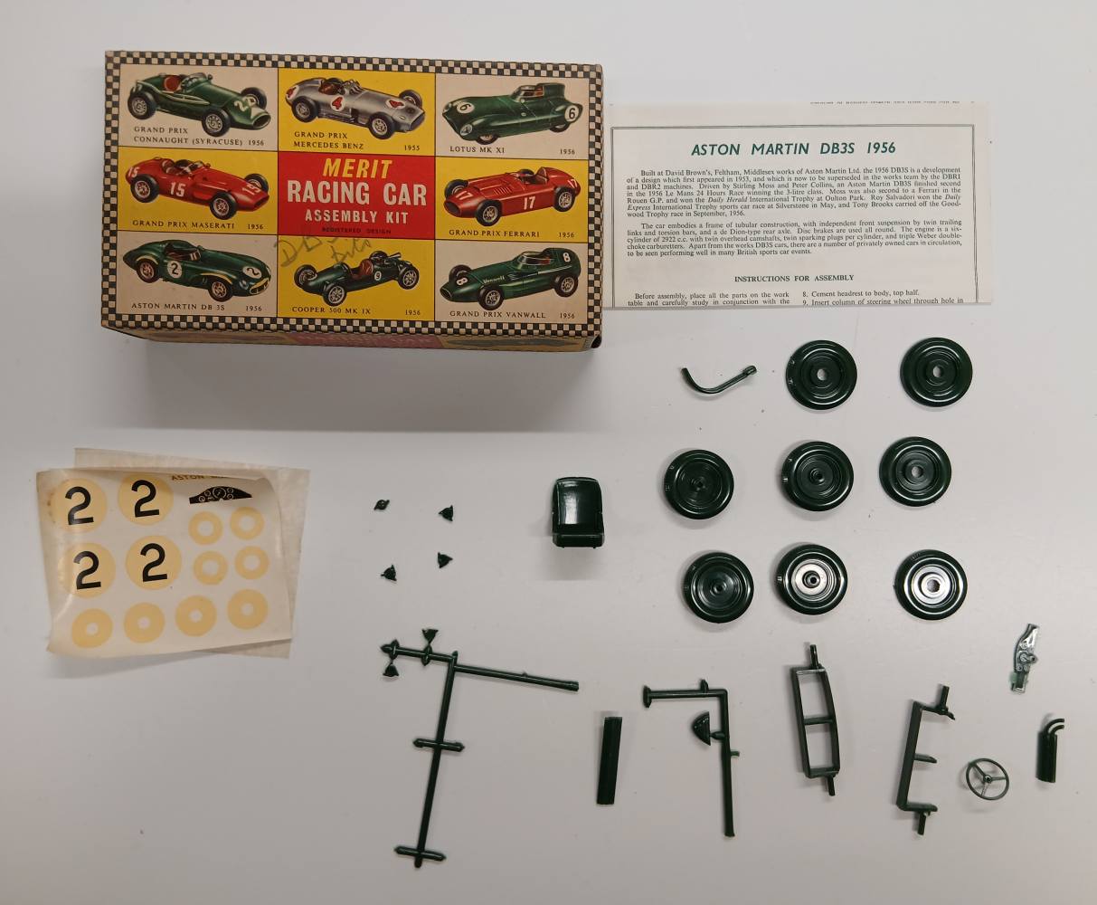 MERIT RACING CAR ASSEMBLY KIT (INCOMPLETE)
