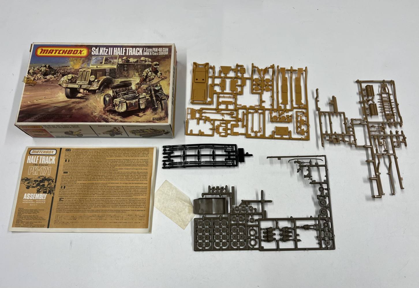 MATCHBOX PK-171 SD.KFZ II + PAK-40 + BMW R75 (INCOMPLETE)